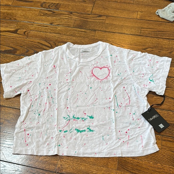 Lauren Moshi | Tops | White Heart Print Paint Splatter Tshirt | Poshmark
